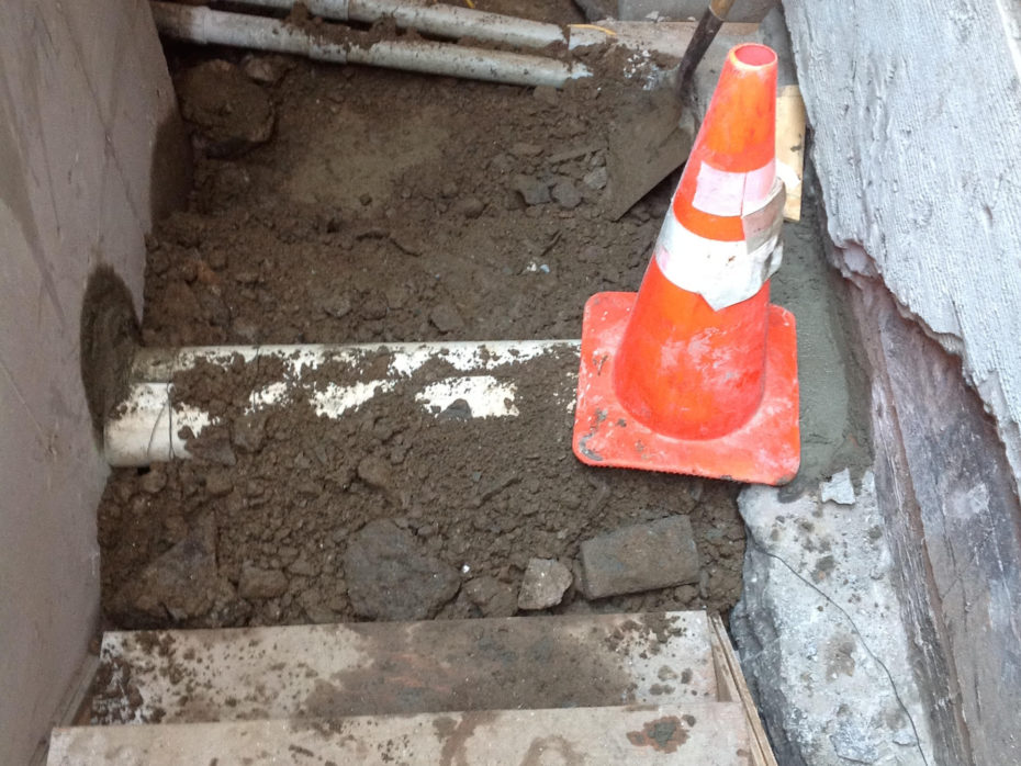 Outdoor Pipe Insulation Protects And Insulates Water Lines From Damage