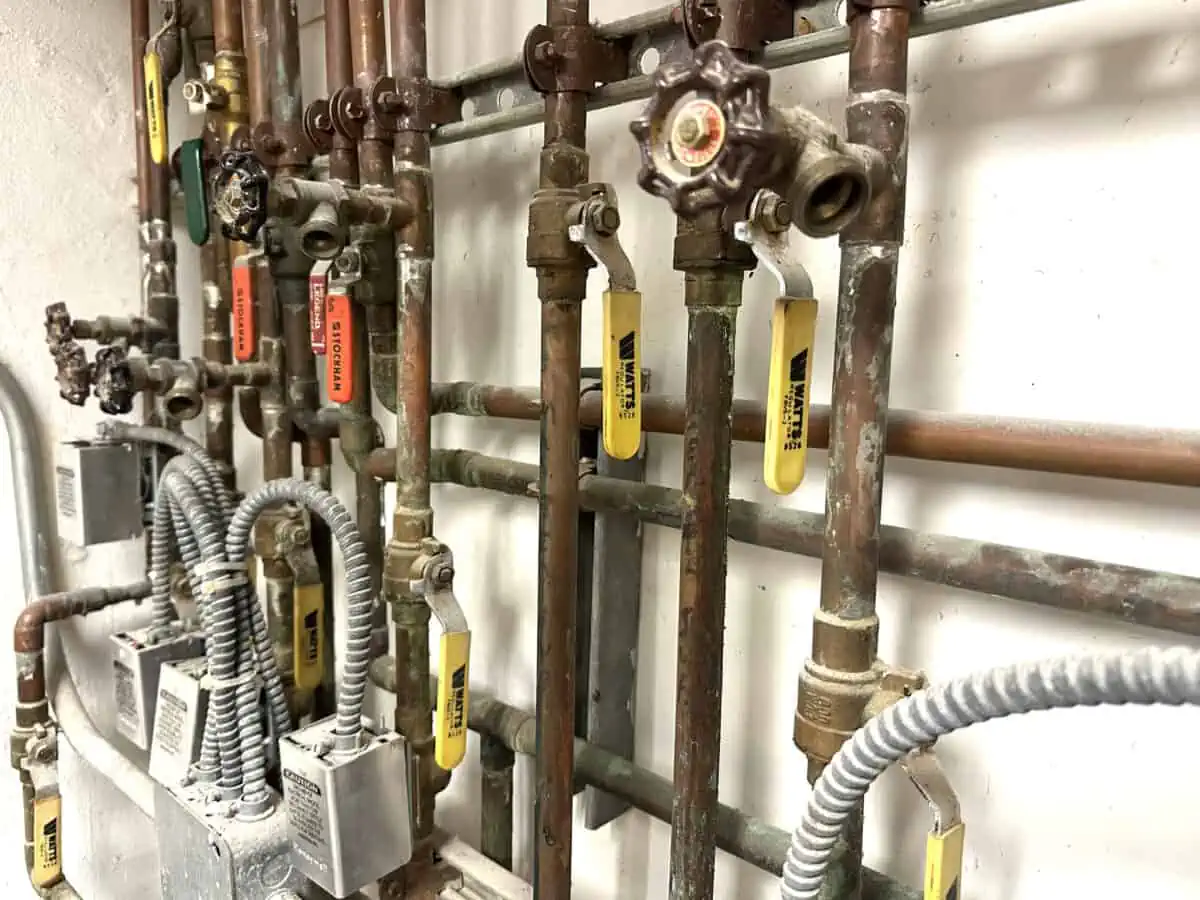 Where Is The Water Shut Off Valve - 4 Point Homeowner Guide